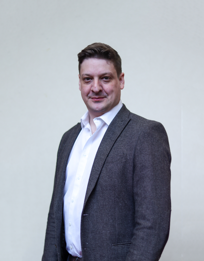 Our Senior Leadership Team | MWI Animal Health U.K.